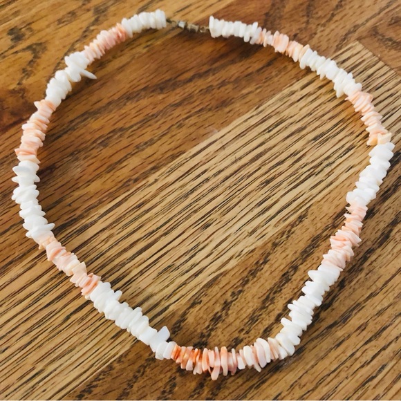 Jewelry | Vintage Hawaiian Puka Shell Necklace Choker Unusual Color ...